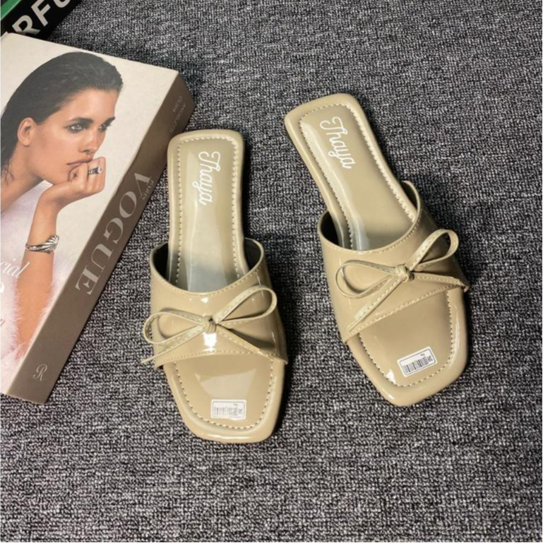 Trending Women's Slippers with Calm Motifs > Teplek Women's Slippers ...