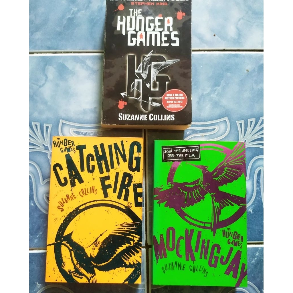 Complete Original The Hunger Games Trilogy Mockingjay Catching Fire ...