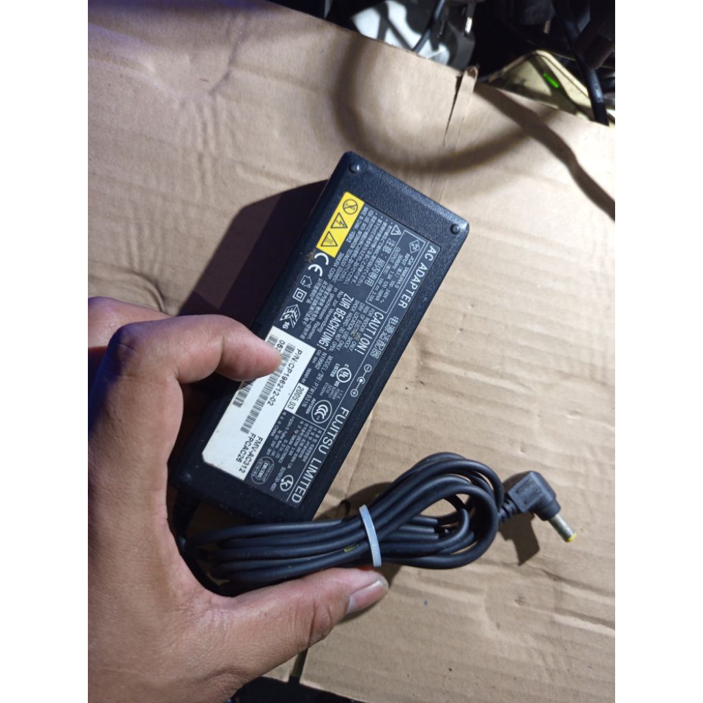 Original Fujitsu Adapter 19v 3,16a 65watt Original | Shopee Philippines