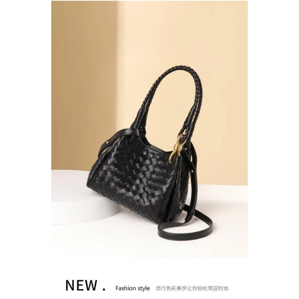 MOOSE BAGS | Suivea 2013 | Women's Handbags & Crossbody Bags | Elegant ...