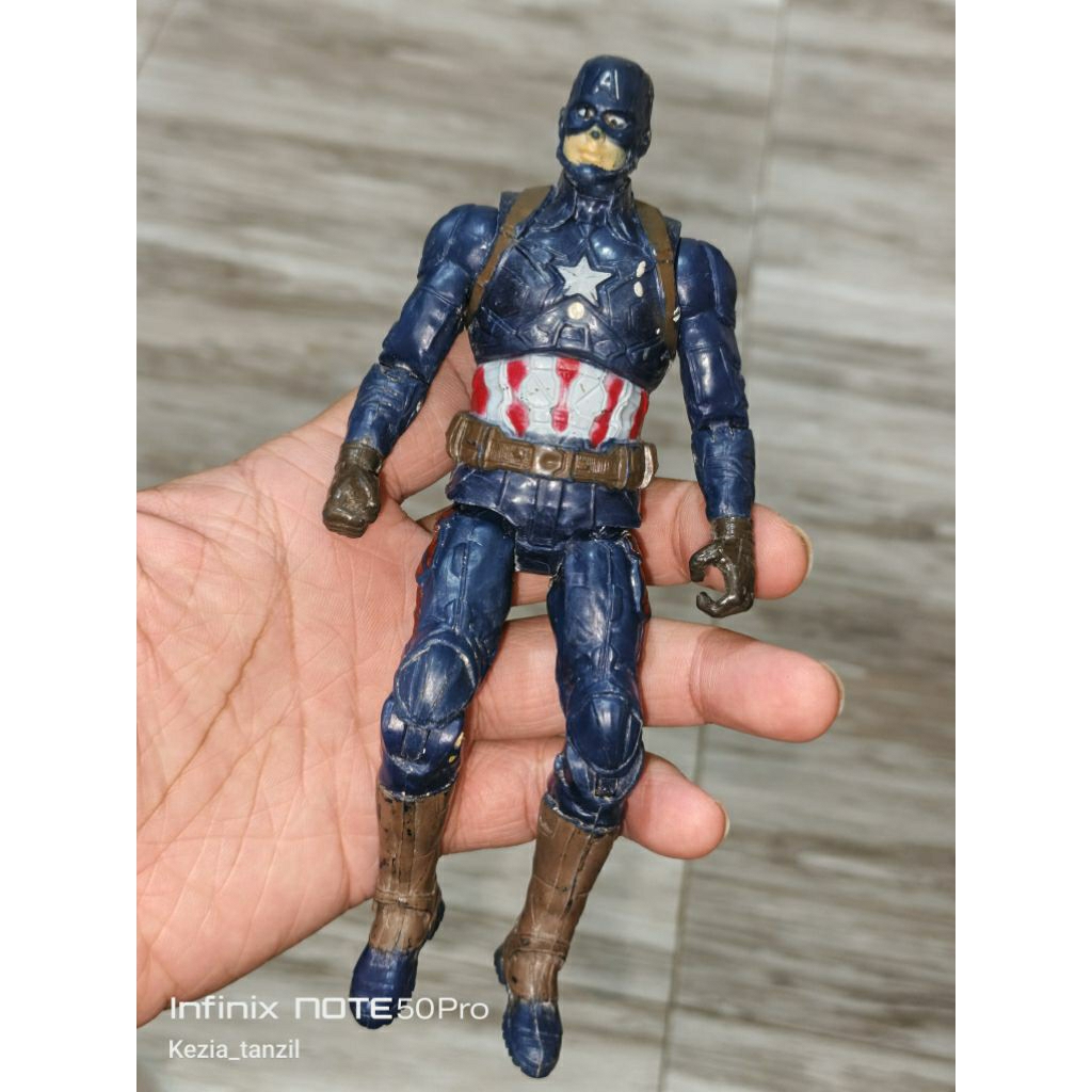 SALE OF ACTION FIGURES CAPTAIN'S FIGURES AMERICA CAPTAIN AMERICA ...