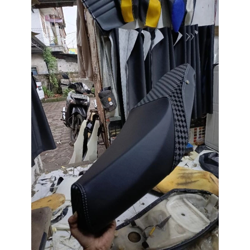 Full set of yamaha mio m3 mbtech chess combination seats / 3D mbtech chess thigh sasak model ...