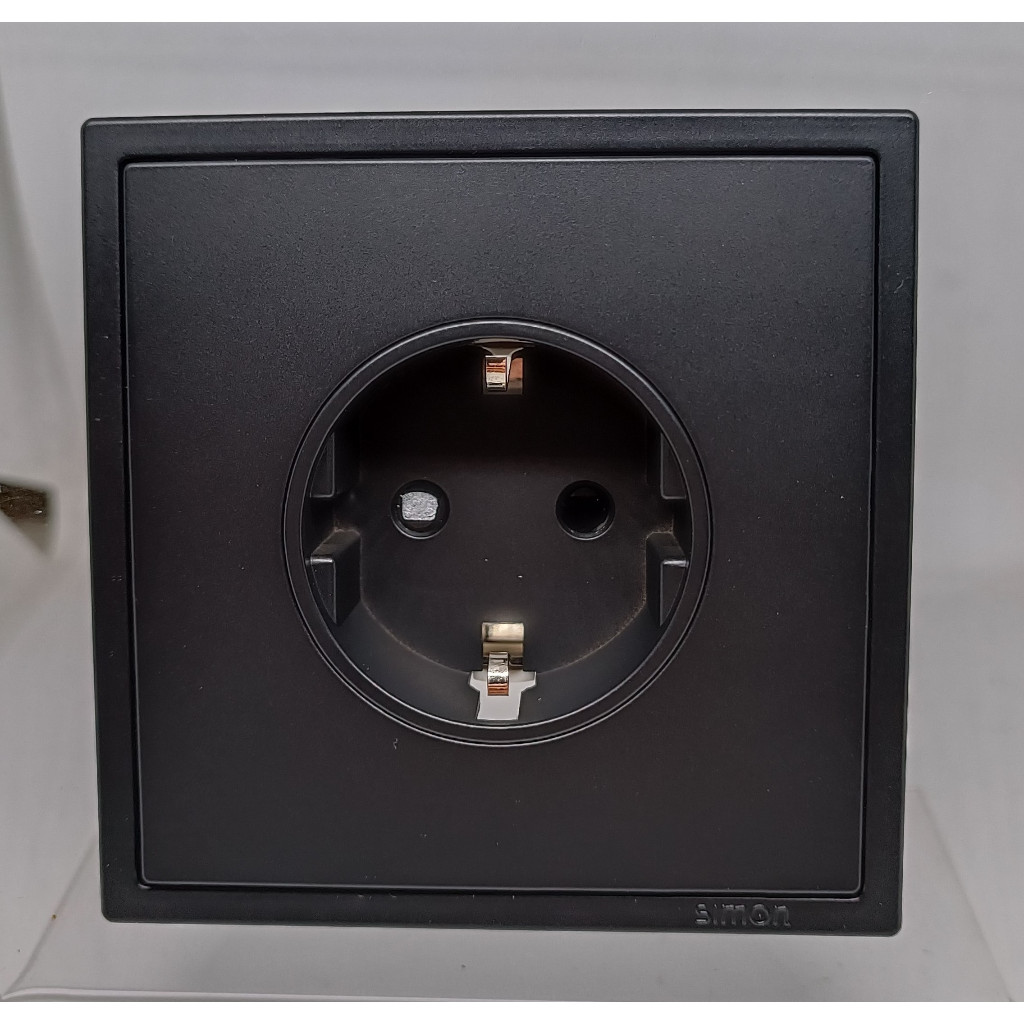 SIMON I7 BLACK DOFF / MATT BLACK PLUG SCHUKO / POWER OUTLET | Shopee ...