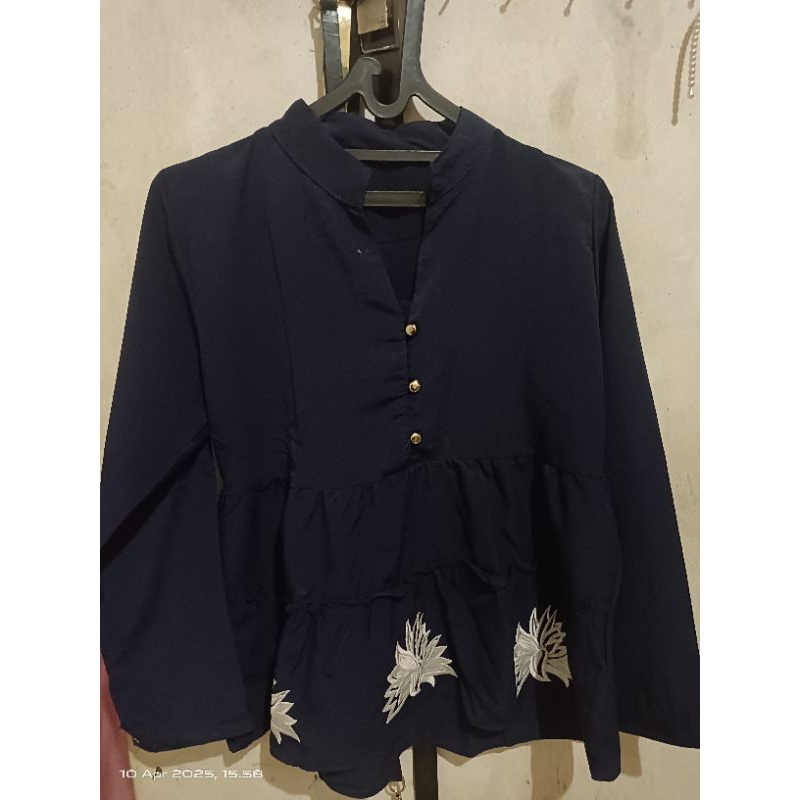 Preloved blouse top for women in navy color | Shopee Philippines