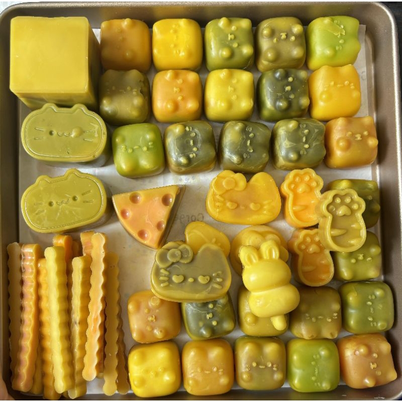 HALAL BEESWAX CANDY ANIMATED CHARACTER CANDY (1 PCS) | Shopee Philippines