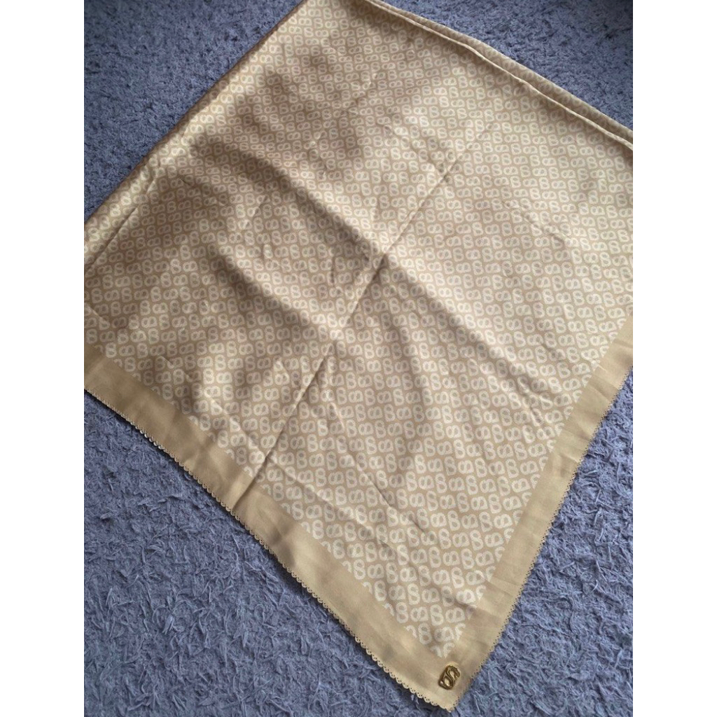 Buttonscarves - Tapis Square Satin | Shopee Philippines