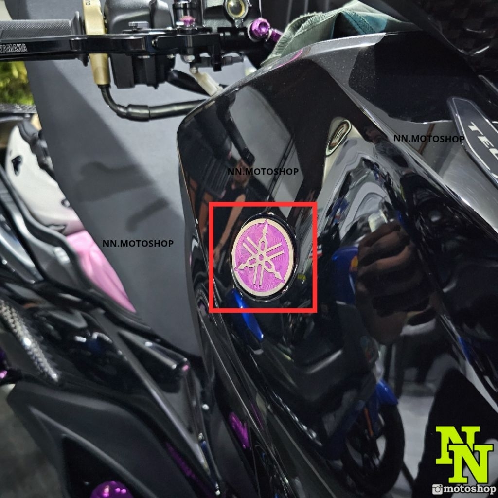 ORIGINAL VIETNAM XMAX TITANIUM FRONT BODY CAT LOGO EMBLEM | Shopee ...