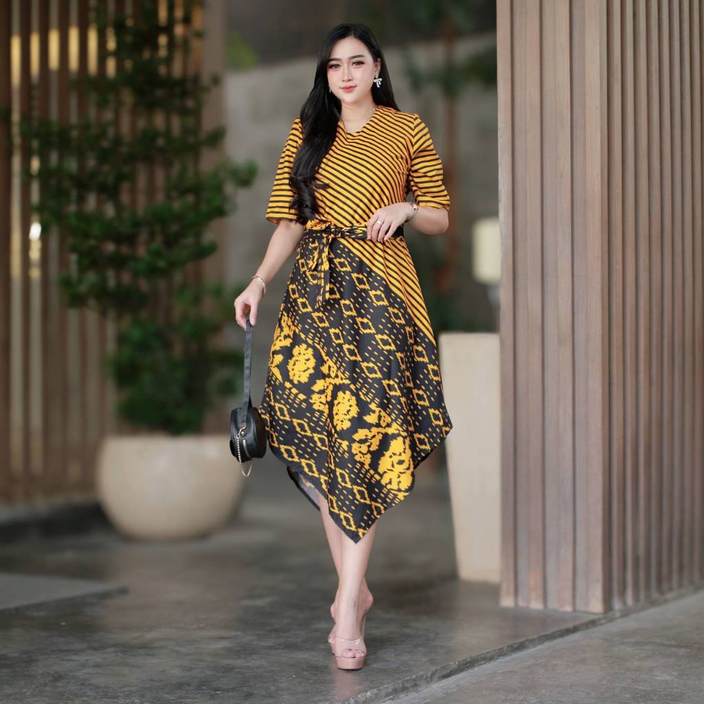 Keishan.id - Christmas dress with songket leaf motif, wedding dress ...