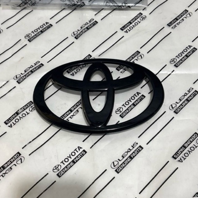 Innova Zenix Black Glossy Front Logo Emblem | Shopee Philippines