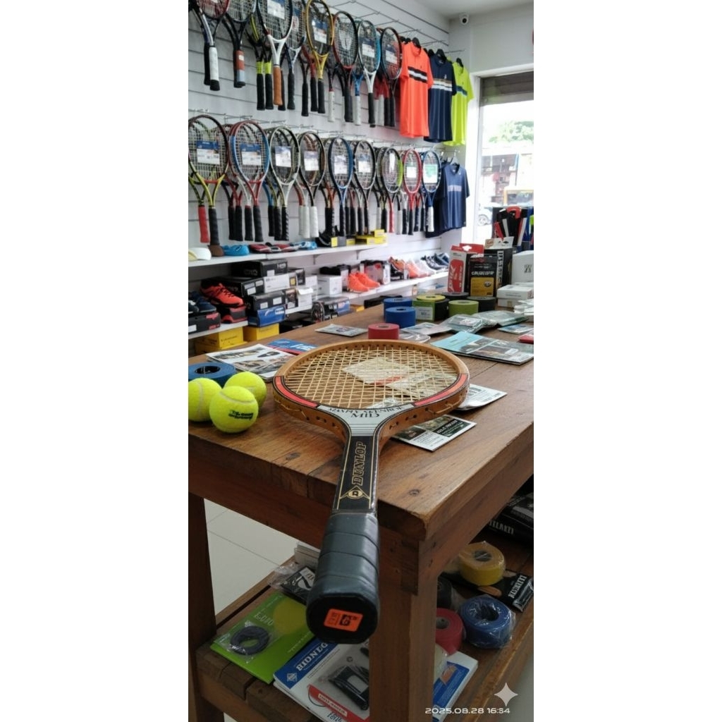 Prelovode Unique wooden tennis racket dunlop maxply MCenroe mild ...