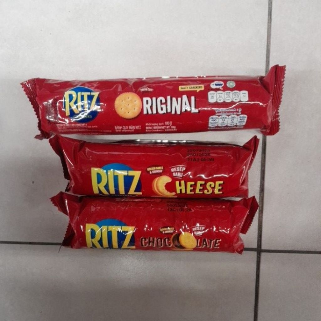 Ritz Crackers Biscuits ORIGINAL 100g Chocolate sandwich/ CHEESE/ 91g ...