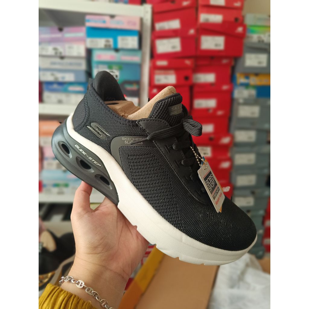 SKECHERS BOBS ARC WAVES 2.0 | Shopee Philippines