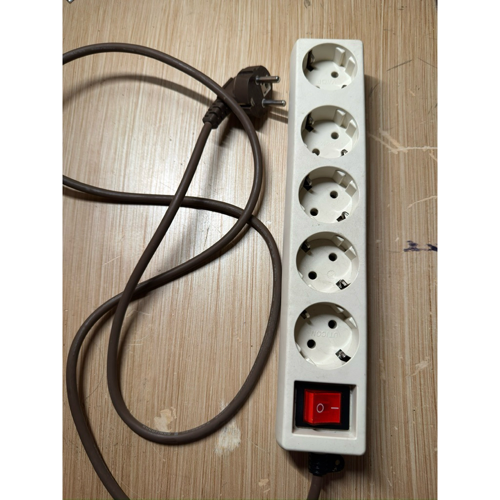 Uticon ST-1582 5-Pin 2-Meter Original Version Socket Plug | Shopee ...