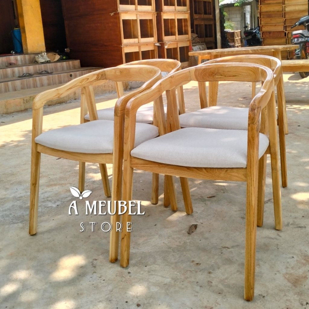 MINIMALIST CAFE CHAIRS, SELLY CHAIRS, DINING CHAIRS, BAR CHAIRS, INDOOR ...