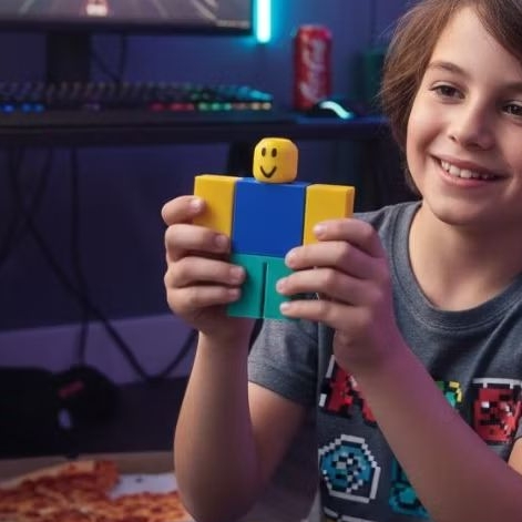 ROBLOX NOOB ACTION FIGURE ARTICULATION | Shopee Philippines