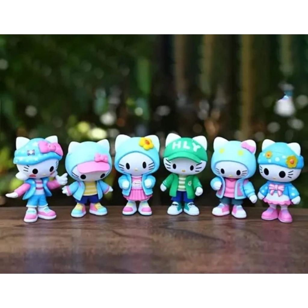 Hello Kitty Jacket Fashion Version Action Figure Display Hello Kitty ...