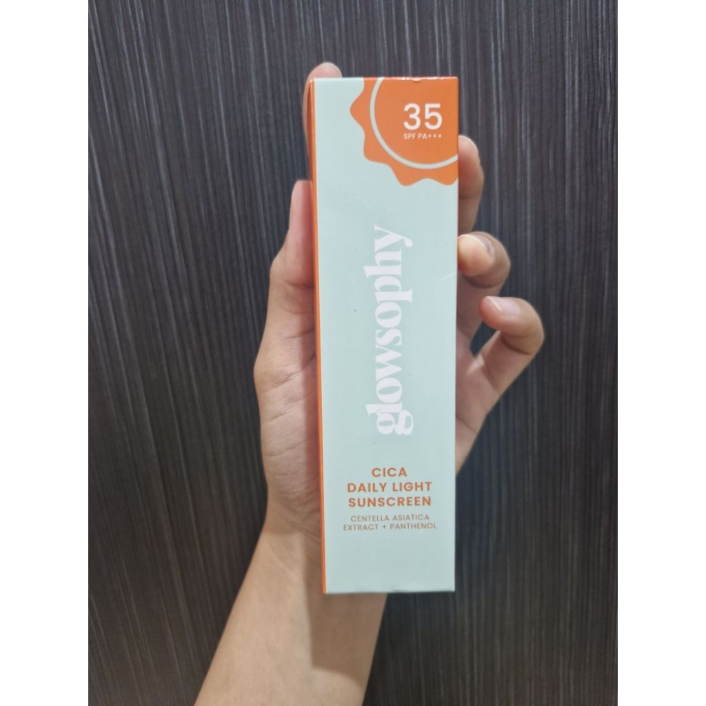 Glowsophy cica daily light sunscreen 30ml | Shopee Philippines