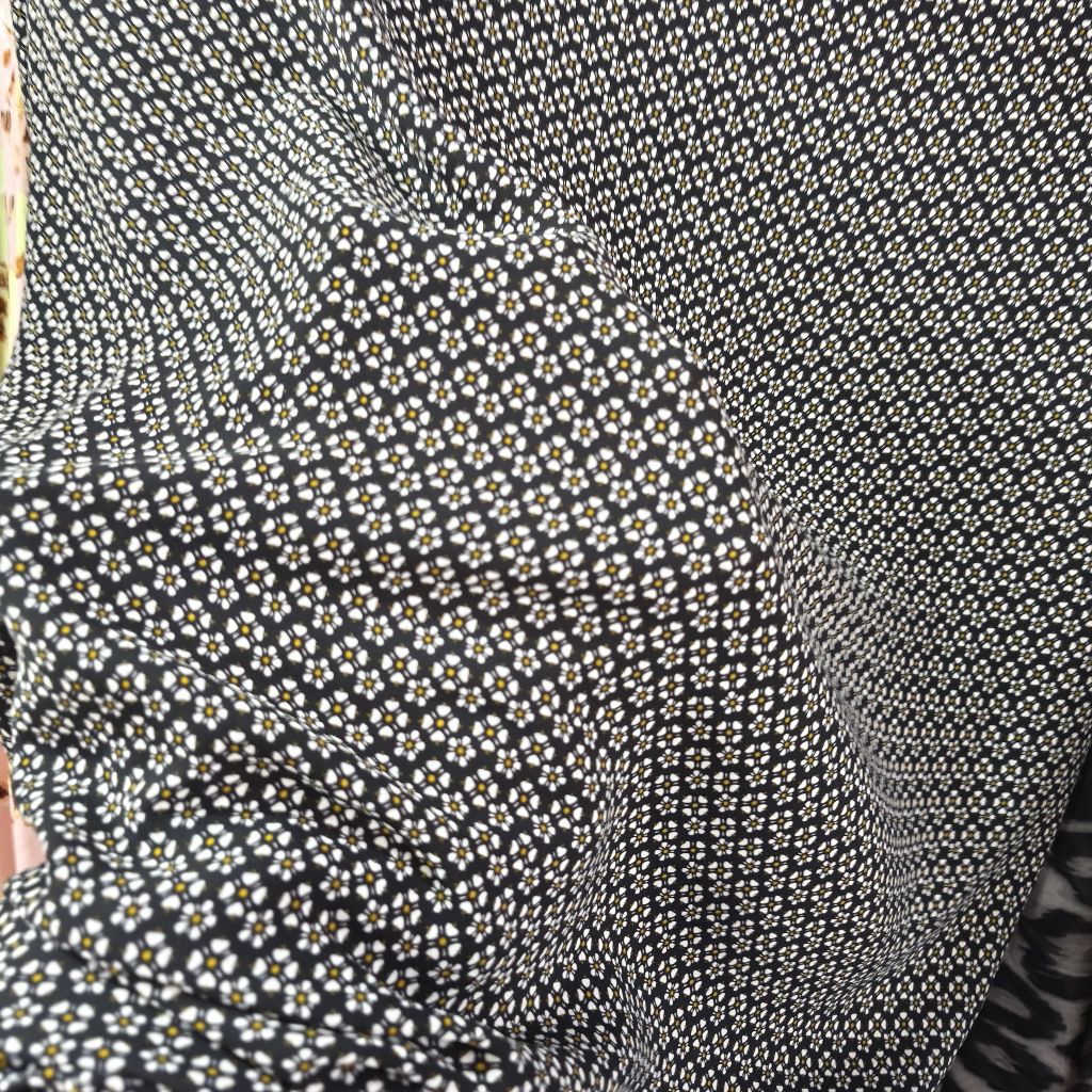 Zara Crepe Fabric with Geometric Mini Floral Motif - Falling, Soft ...