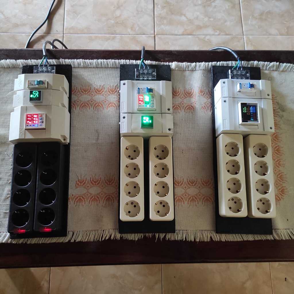 1 Phase MCB Voltage Protector Electrical Panel VOLT Amp Hz 8-Pin ...