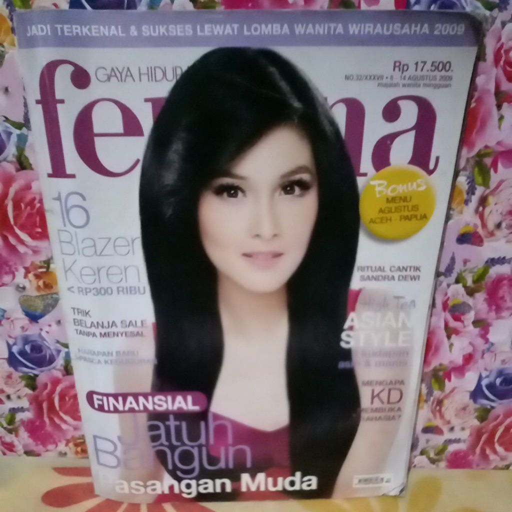 FEMINA MAGAZINE COVER SANDRA DEWI | Shopee Philippines