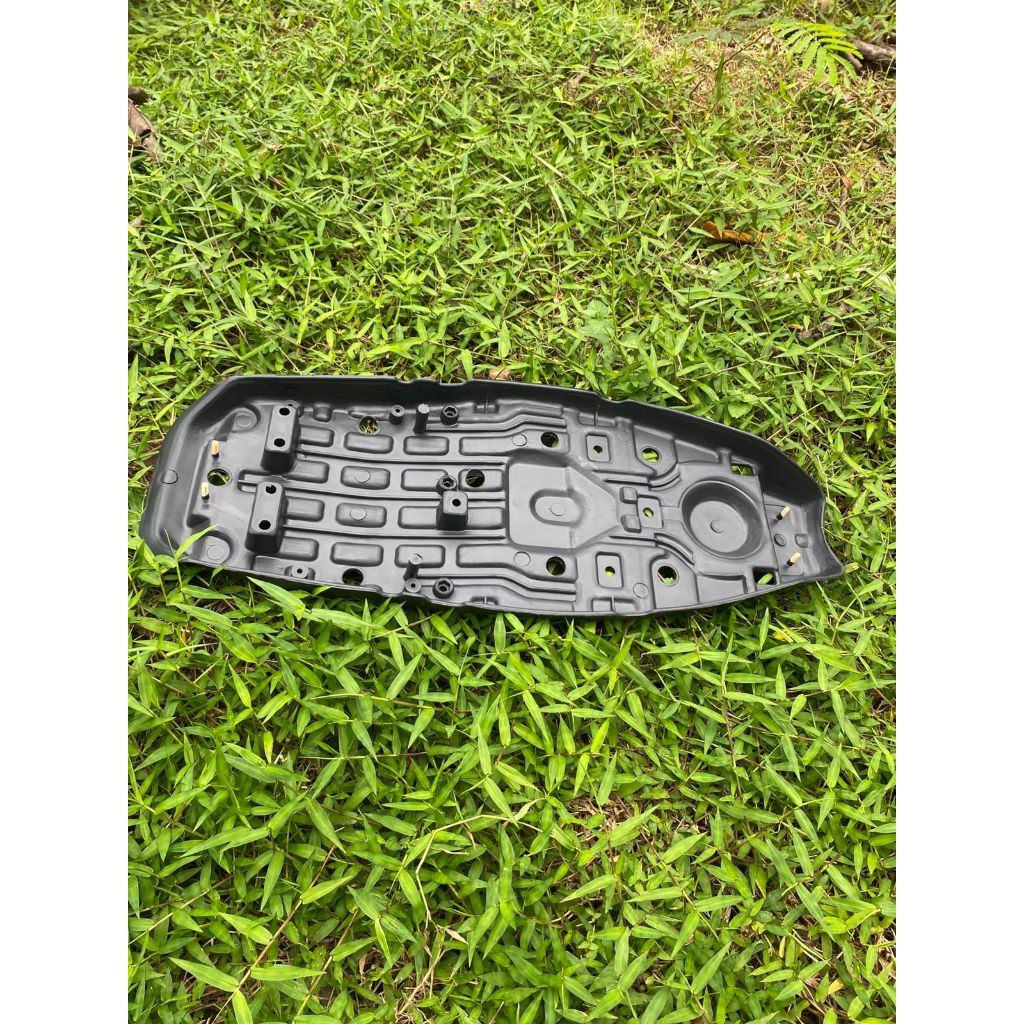 AFFORDABLE PRICE!! FIBER seat bone for ASTREA GRAND standard size ...