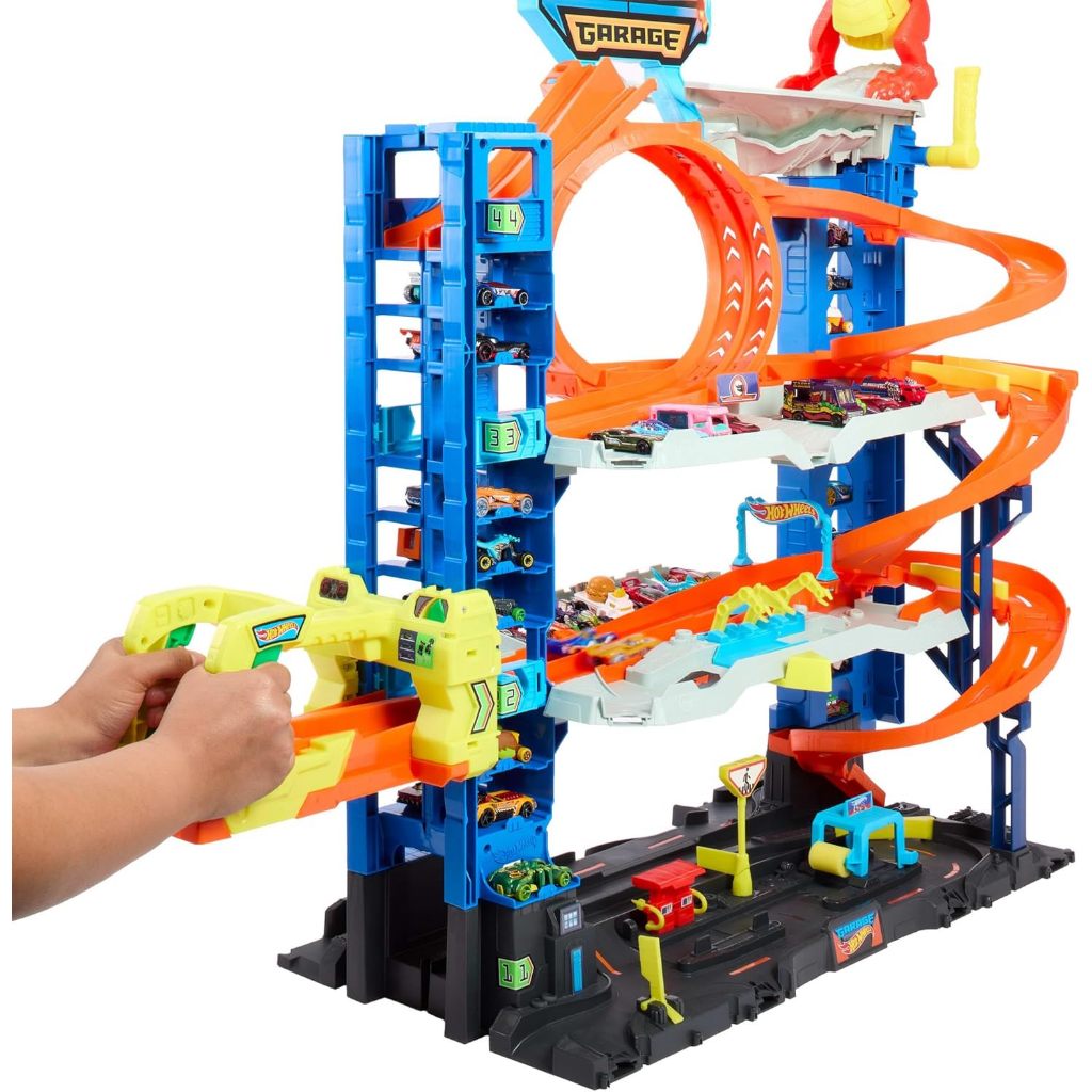 HOT WHEELS CITY ULTIMATE GARAGE TRACK SET WITH 2 DIE-CAST TOY CARS & CAR-ating DRAGON, STORES 50 ...