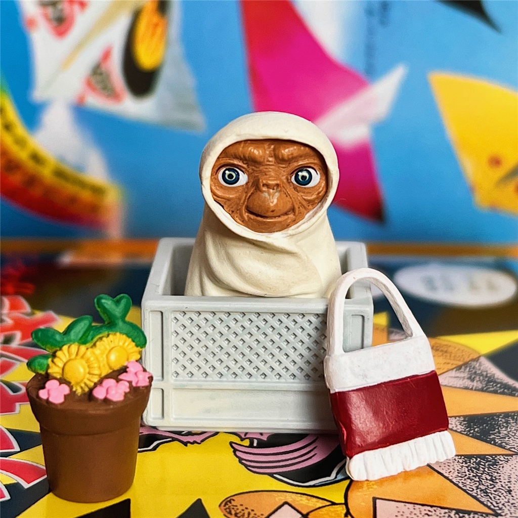 Hot Sale ET Alien Set Capsule Toy Doll Figure Ornaments | Shopee ...