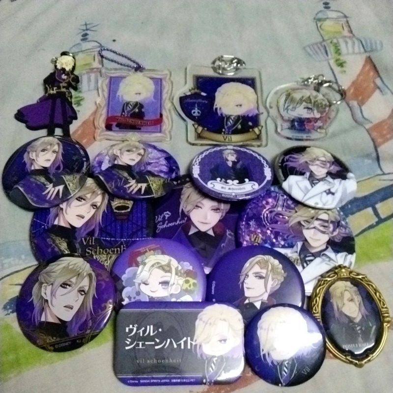 Official Disney Twisted Wonderland Official POMEFIORE Unit Badge ...