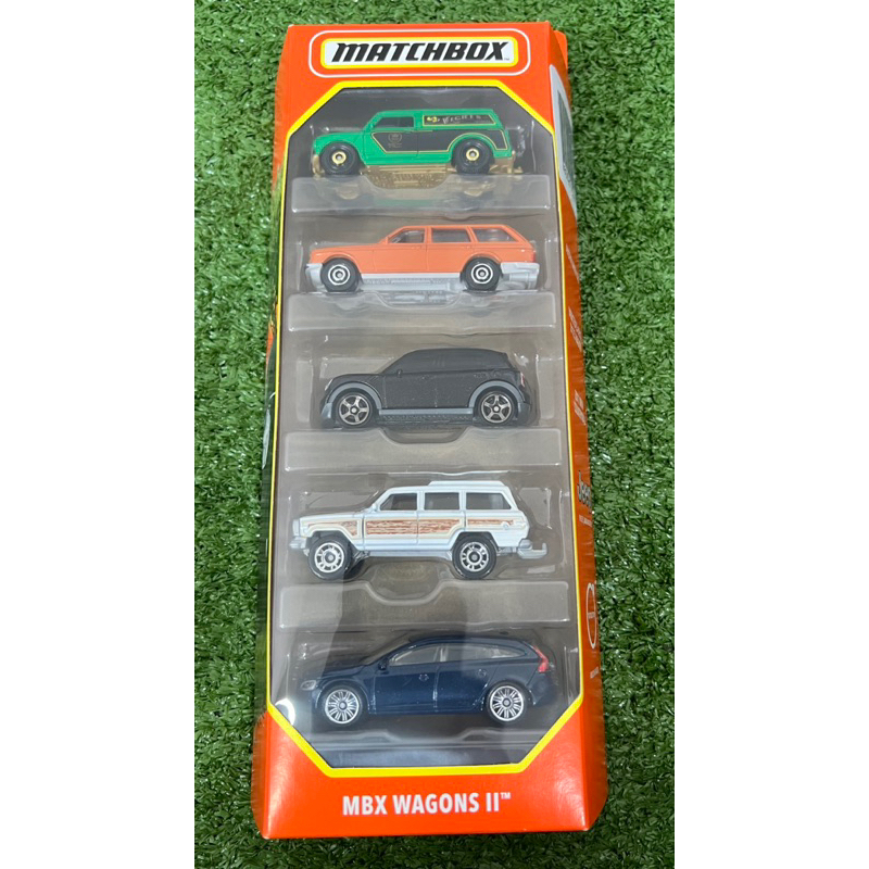 Matchbox 2023 5-Pack MBX Wagons II (Austin Mini Van, Volvo Wagon ...