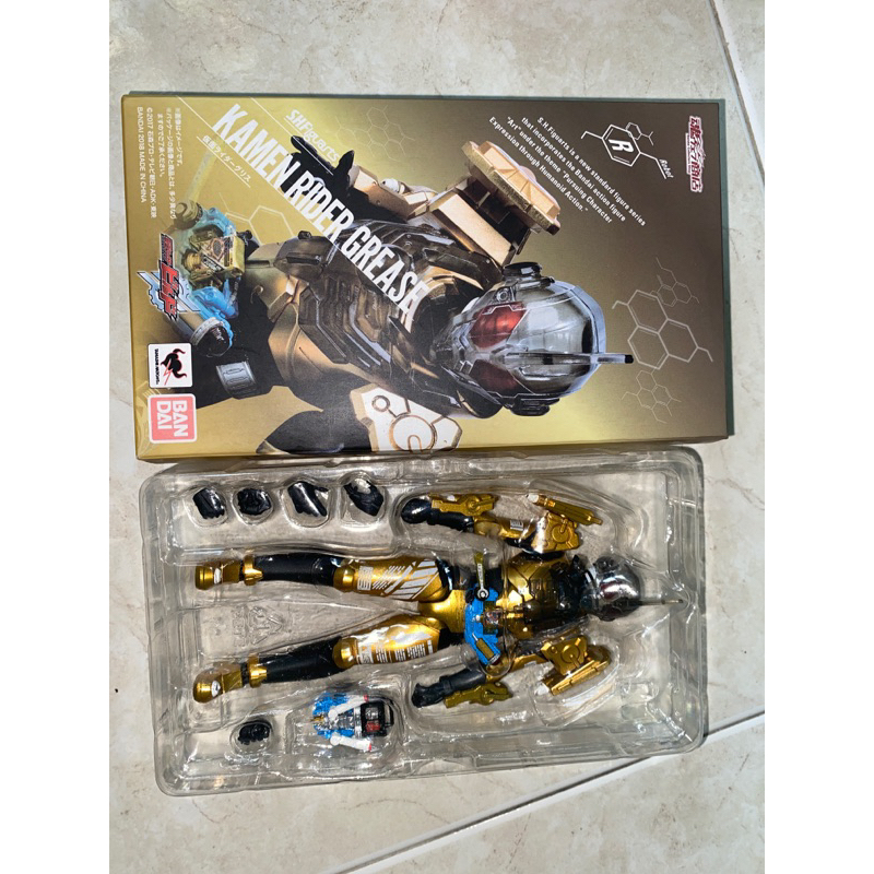 Bandai authentic Shfiguarts Kamen rider Grease|Build series|Crossz ... Bandai authentic Shfiguarts Kamen rider Grease|Build series|Crossz ...