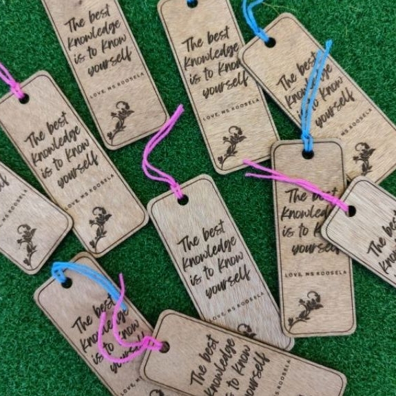 bookmark / penanda buku laser engraving cantik kayu | Shopee Philippines