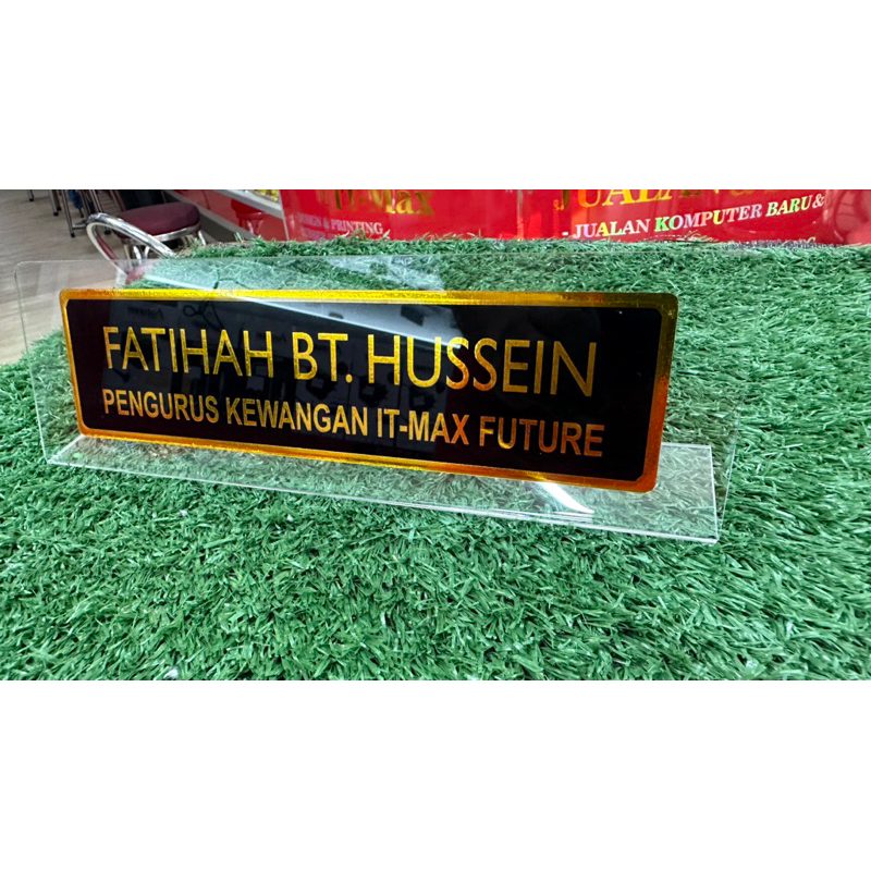 Table labels / teacher's desk nameplates / Acrylic table stands ...