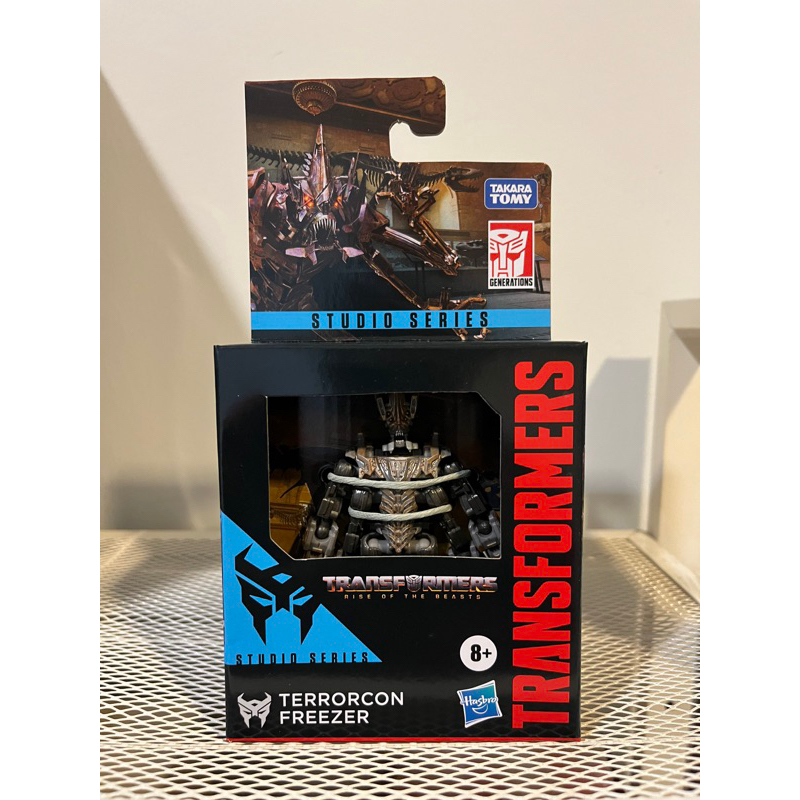 Transformers Generation Studio Series Terrorcon Freezer / Arcee Core ...