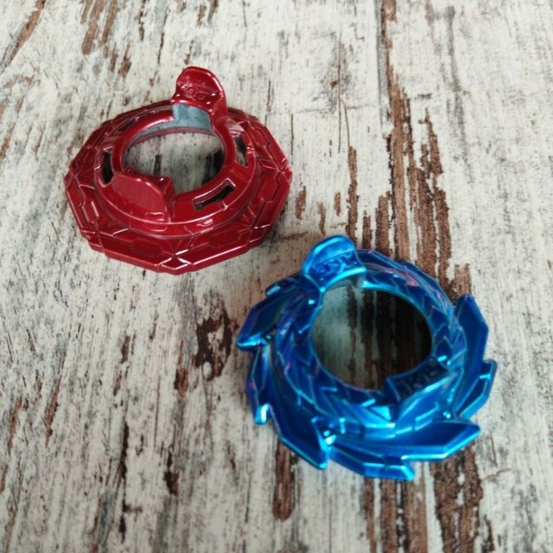 Takara Tomy B 196 Red Giga/Blue Karma Disc (USED) | Shopee Philippines