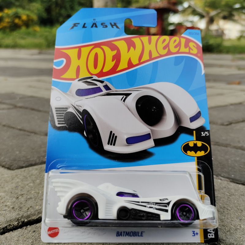 Hot Wheels Batmobile The Flash white | Shopee Philippines