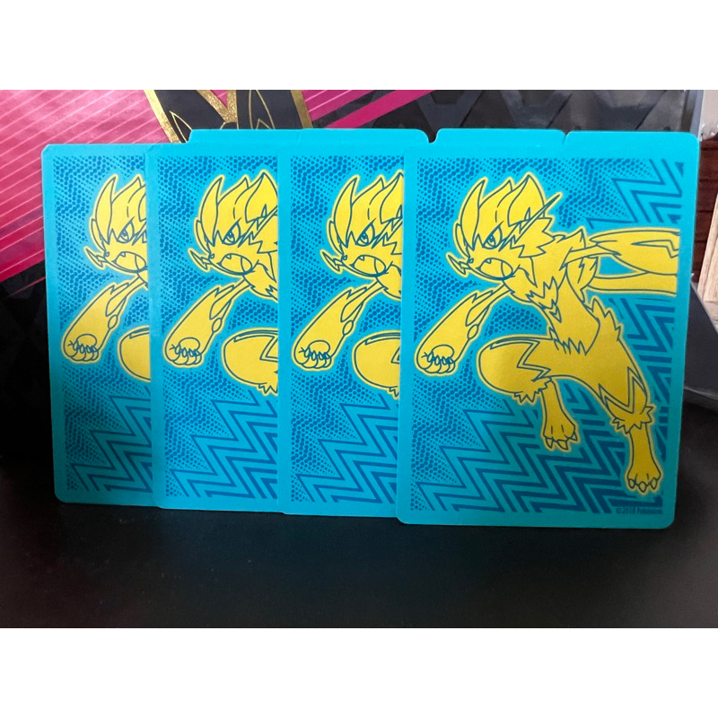 Pokemon TCG Sun & Moon Lost Thunder Elite Trainer Box Accessories ...