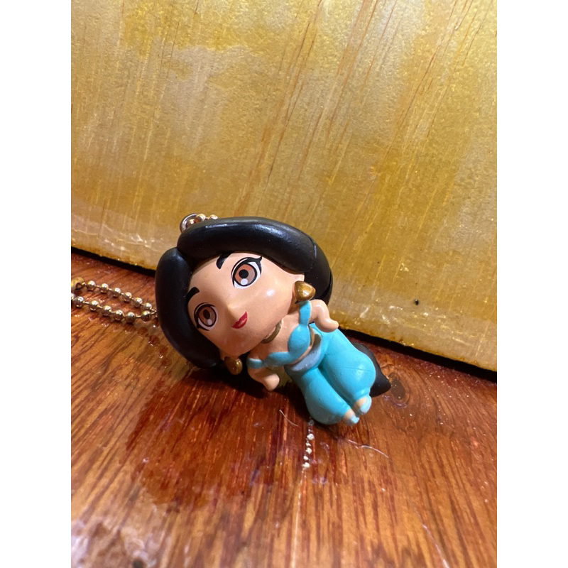 disney princess molly keychain aladdin (slightly scratch) | Shopee ...
