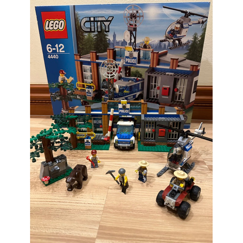 Lego City 4440 Forest Police Station (preloved) | Shopee Philippines