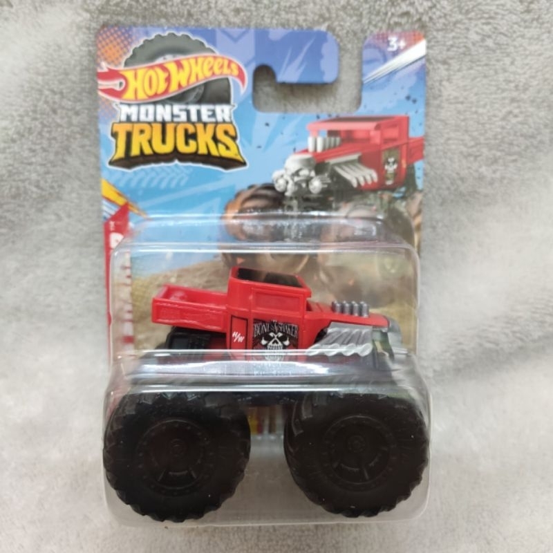 Hot Wheels Monster Trucks Bone Shaker - Red (1/70 Value Monster Trucks ...
