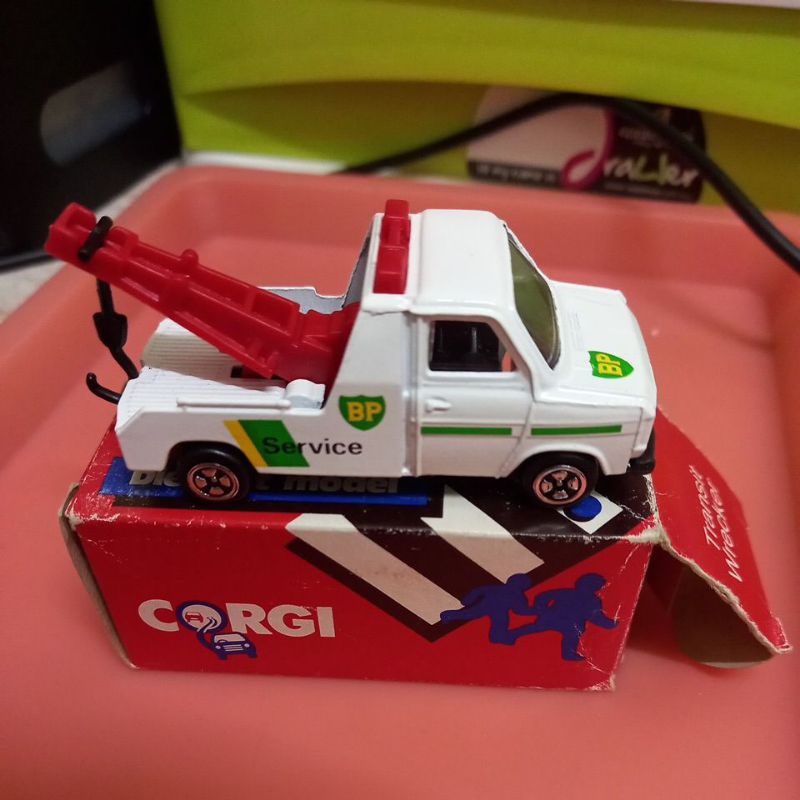 Corgi Ford Transit Wrecker Boxed Toy Truck BP Rescue Vintage White ...