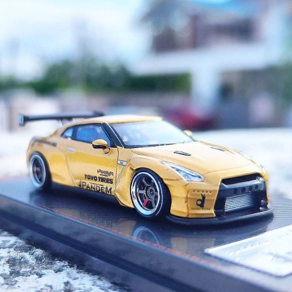 IGNITION MODEL Pandem R35 GT-R (Gold) Mint Unsealed | Shopee Philippines