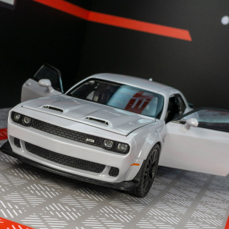 SDO Dodge Challenger SRT Diecast Car Model Alloy Diecast Toy Vehicle ...