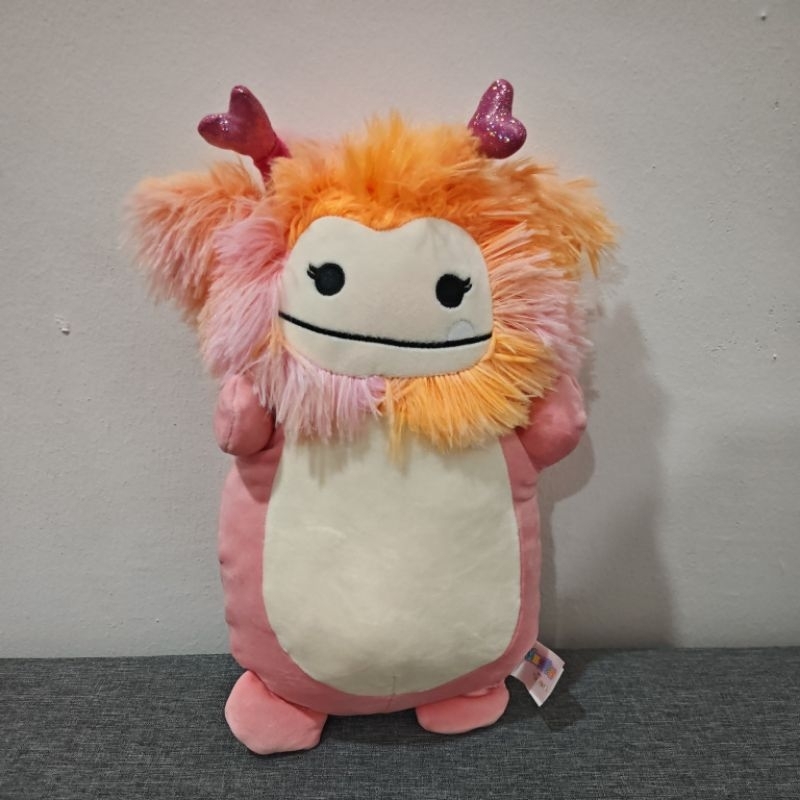 12" Squishmallows Soft Plush Toys Hug Mees - Caparinne (mirror defect ...