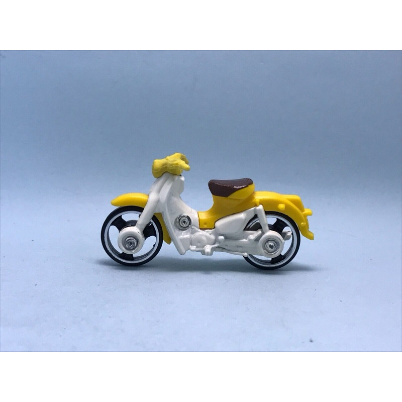 Hotwheels Honda Super Cub (Yellow) | Shopee Philippines