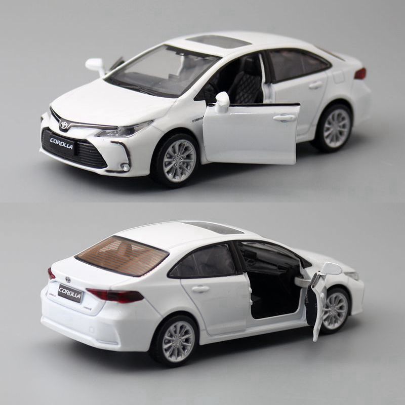 1:33 Toyota Corolla Altis Diecast Alloy Car Model Light and Sound Altis ...
