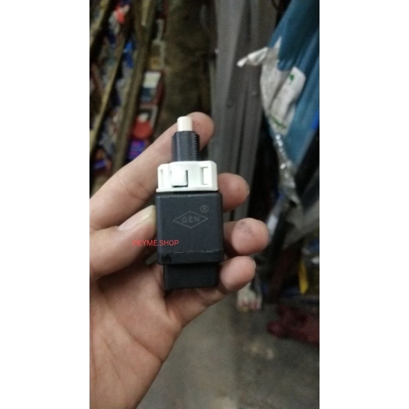 HINO DUTRO 4 PIN BRAKE SWITCH GEN(GS-HN05) | Shopee Philippines
