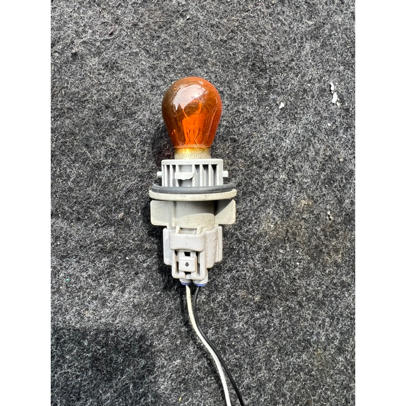 TOYOTA P21 SIGNAL LAMP BULB SOCKET USED JAPAN | Shopee Philippines