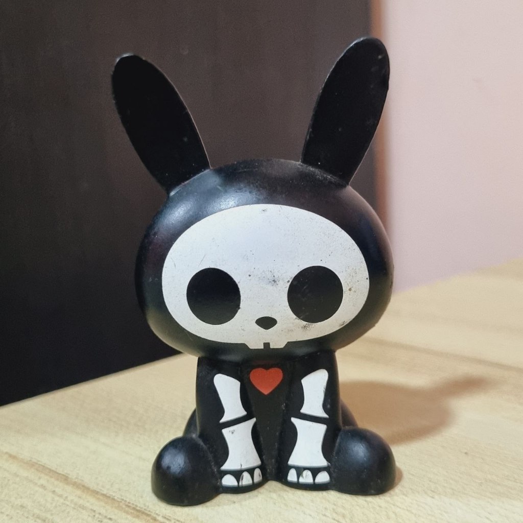 Skelanimals mini blind box figure preloved item | Shopee Philippines