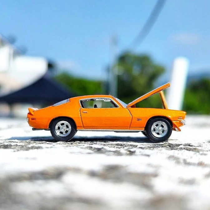 GREENLIGHT '71 Chevrolet Camaro Z26 (Open Hood, Metal Base, rubber ...