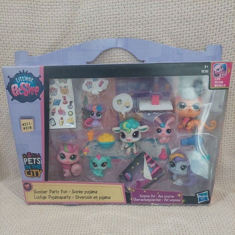 Littlest Pet Shop Slumber Party Fun Playset Pack Of 8 With Mystery Pet ...